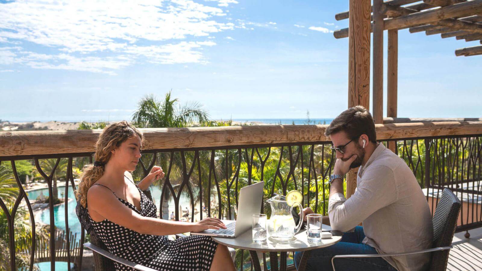 The experience of remote working from a hotel | Hello Canary Islands