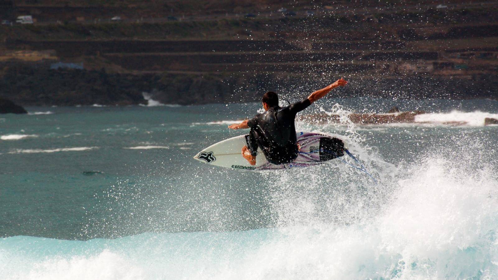 Surfing the Lloret wave | Hello Canary Islands
